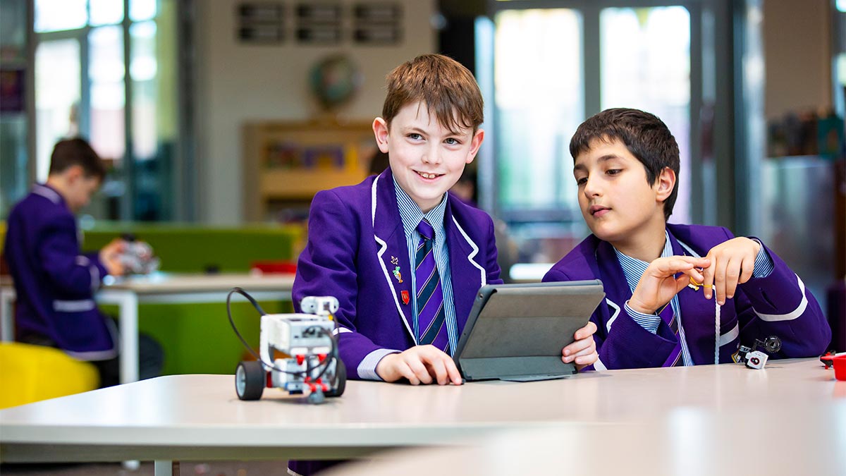 Inside CBC Magazine - Christian Brothers College